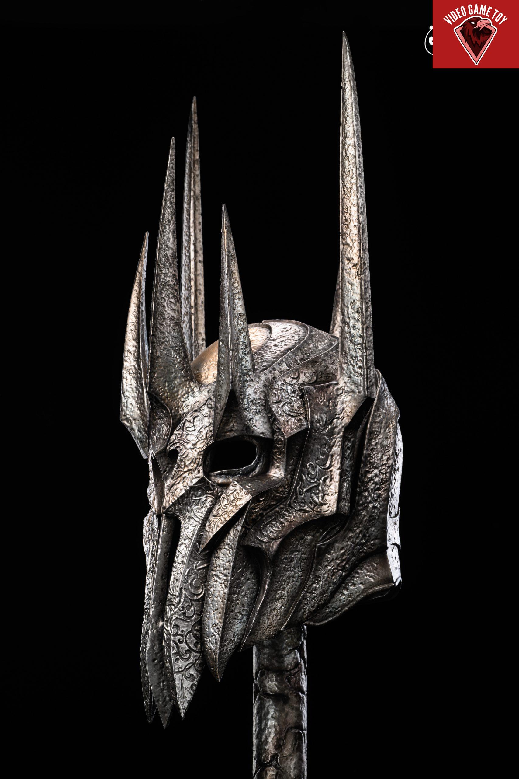 Panda Studio - Lord of the Rings Helm of Sauron - Video Game Toy
